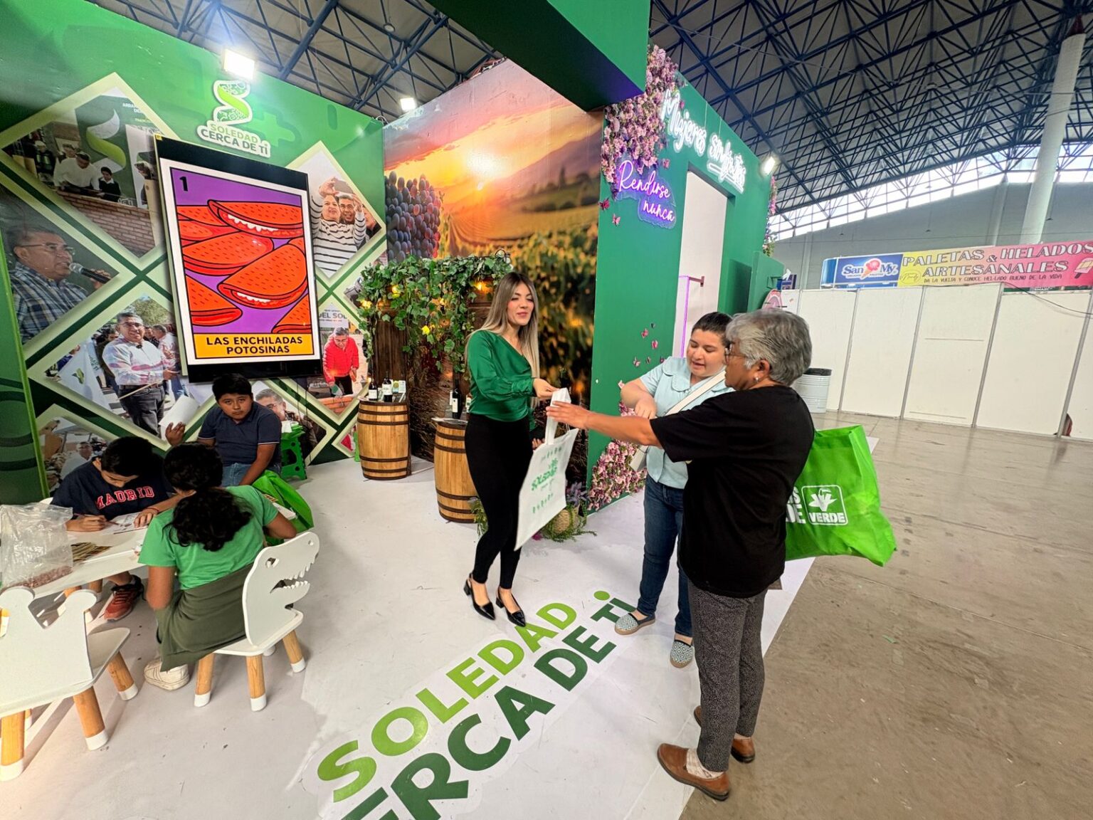 Municipio de Soledad atrapa a miles de visitantes en la Fenapo con su ...